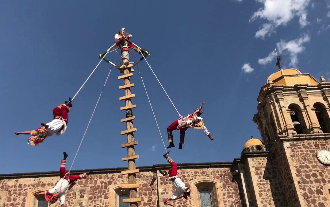 Dance of the Voladores - Mextrotter